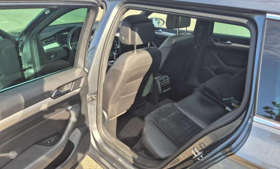Pelēks Volkswagen Passat 2016 Viļņa, ar dzinēja tilpumu 1.40 L un nobraukumu 241 tūkst. km par 13000 €, foto 8 vietnē AUTOMOTO.COM.LV