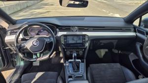 Pelēks Volkswagen Passat 2016 Viļņa, ar dzinēja tilpumu 1.40 L un nobraukumu 241 tūkst. km par 13000 €, foto 9 vietnē AUTOMOTO.COM.LV