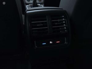 Grey Volkswagen Passat 2016 in Kaunas, with an engine capacity of 1.60 L and mileage of 300 thousand km for 8250 €, photo 17 on AUTOMOTO.COM.LV