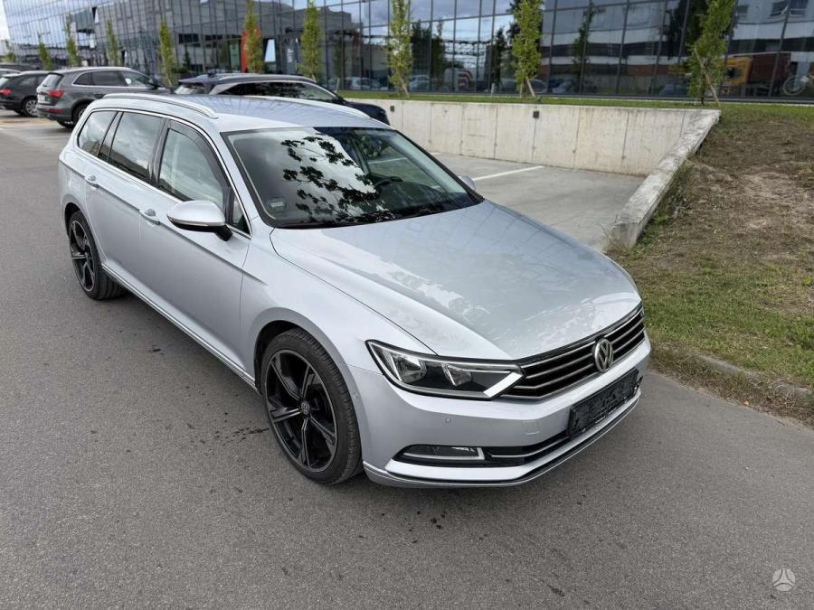 Grey Volkswagen Passat 2016 in Panevezys, with an engine capacity of 1.97 L and mileage of 261 thousand km for 8650 €, photo 3 on AUTOMOTO.COM.LV