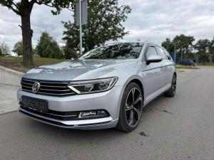 Grey Volkswagen Passat 2016 in Panevezys, with an engine capacity of 1.97 L and mileage of 261 thousand km for 8650 €, photo 4 on AUTOMOTO.COM.LV