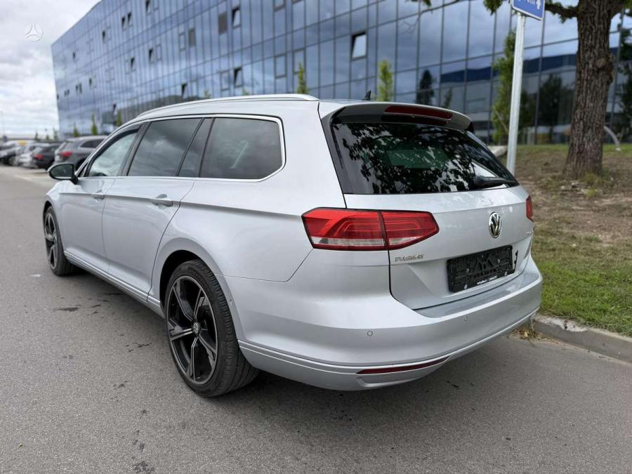 Grey Volkswagen Passat 2016 in Panevezys, with an engine capacity of 1.97 L and mileage of 261 thousand km for 8650 €, photo 8 on AUTOMOTO.COM.LV