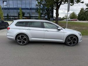 Grey Volkswagen Passat 2016 in Panevezys, with an engine capacity of 1.97 L and mileage of 261 thousand km for 8650 €, photo 11 on AUTOMOTO.COM.LV