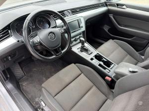 Grey Volkswagen Passat 2016 in Panevezys, with an engine capacity of 1.97 L and mileage of 261 thousand km for 8650 €, photo 15 on AUTOMOTO.COM.LV