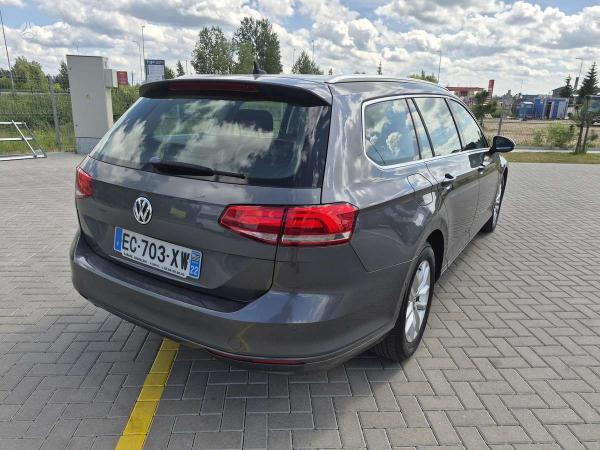 Pelēks Volkswagen Passat 2016 Tauragė, ar dzinēja tilpumu 1.60 L un nobraukumu 250 tūkst. km par 7500 €, foto 8 vietnē AUTOMOTO.COM.LV