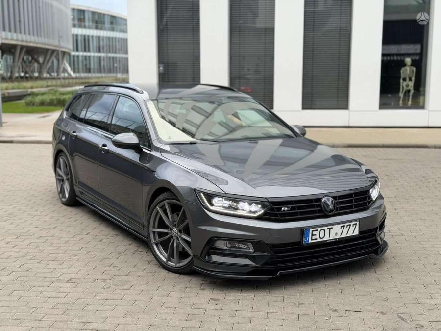 Grey Volkswagen Passat 2016 in Vilnius, with an engine capacity of 1.97 L and mileage of 287 thousand km for 13100 €, photo 1 on AUTOMOTO.COM.LV