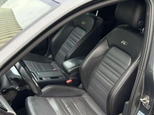 Grey Volkswagen Passat 2016 in Vilnius, with an engine capacity of 1.97 L and mileage of 287 thousand km for 13100 €, photo 11 on AUTOMOTO.COM.LV
