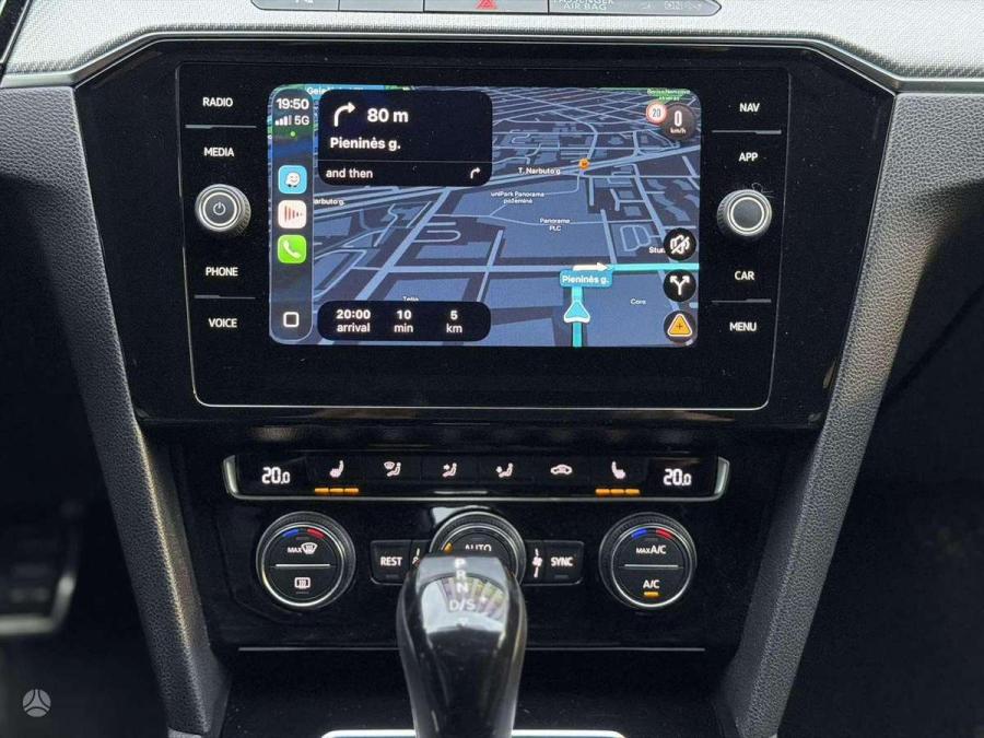Grey Volkswagen Passat 2016 in Vilnius, with an engine capacity of 1.97 L and mileage of 287 thousand km for 13100 €, photo 14 on AUTOMOTO.COM.LV