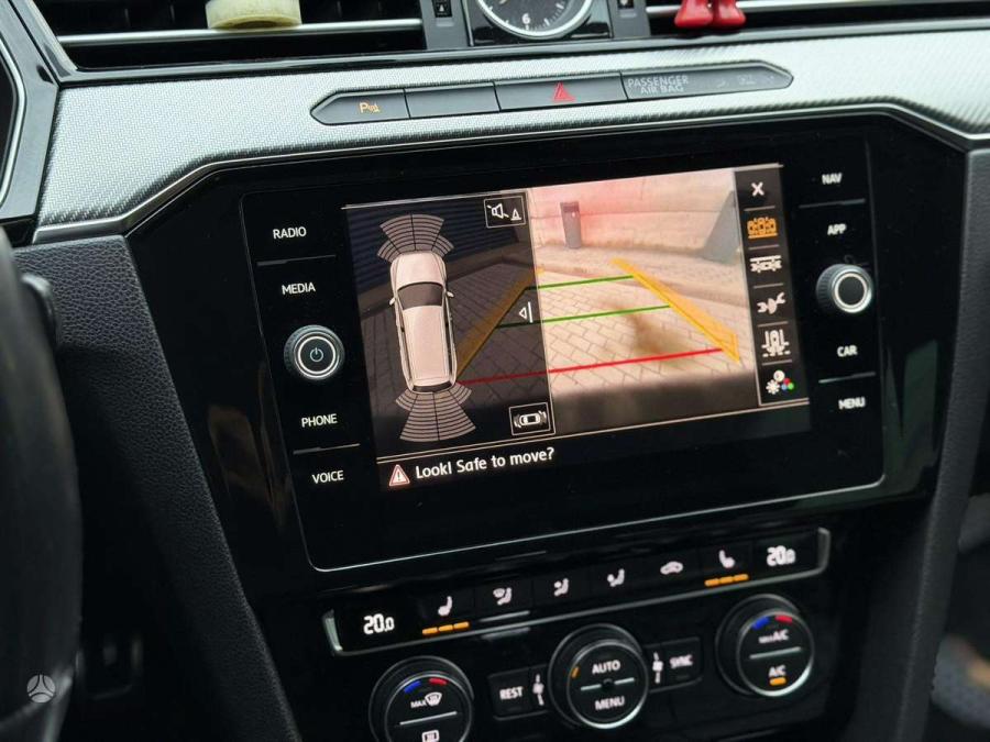 Grey Volkswagen Passat 2016 in Vilnius, with an engine capacity of 1.97 L and mileage of 287 thousand km for 13100 €, photo 15 on AUTOMOTO.COM.LV