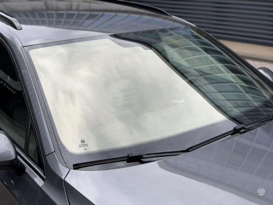 Grey Volkswagen Passat 2016 in Vilnius, with an engine capacity of 1.97 L and mileage of 287 thousand km for 13100 €, photo 21 on AUTOMOTO.COM.LV