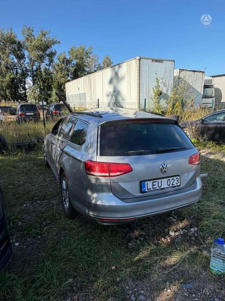 Grey Volkswagen Passat 2016 in Vilnius, with an engine capacity of 1.97 L and mileage of 360 thousand km for 2300 €, photo 6 on AUTOMOTO.COM.LV