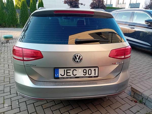 Grey Volkswagen Passat 2016 in Vilnius, with an engine capacity of 1.40 L and mileage of 186 thousand km for 8700 €, photo 5 on AUTOMOTO.COM.LV