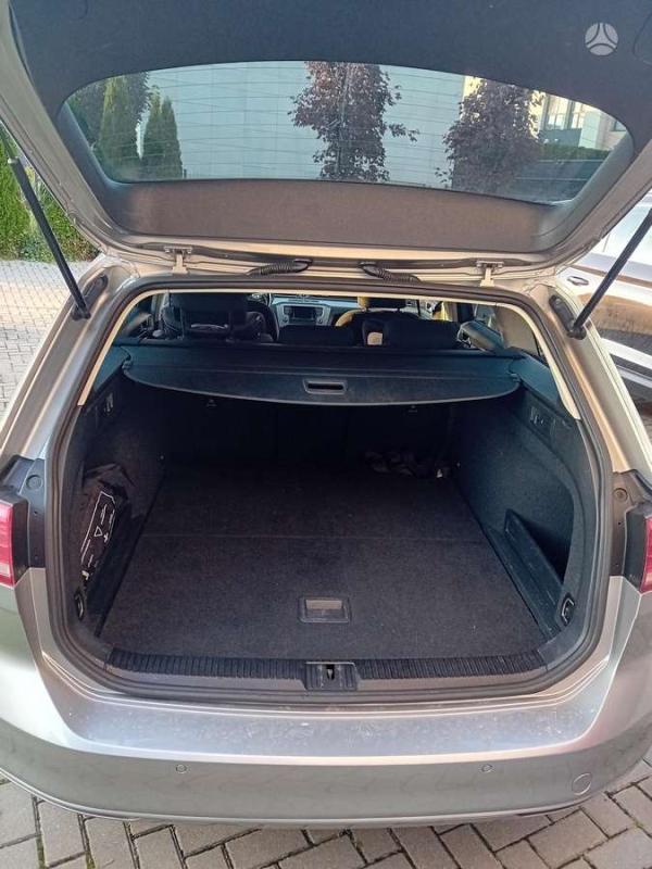 Grey Volkswagen Passat 2016 in Vilnius, with an engine capacity of 1.40 L and mileage of 186 thousand km for 8700 €, photo 6 on AUTOMOTO.COM.LV