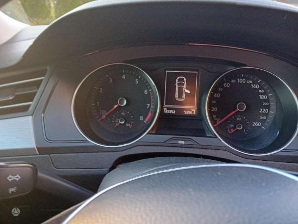 Grey Volkswagen Passat 2016 in Vilnius, with an engine capacity of 1.40 L and mileage of 186 thousand km for 8700 €, photo 11 on AUTOMOTO.COM.LV
