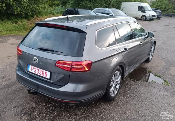 Volkswagen Passat 2016 in Alytus on AUTOMOTO.COM.LV Grey Volkswagen Passat 2016 in Alytus, with an engine capacity of 1.40 L and mileage of 295 thousand km for 7999 €, photo 5 on AUTOMOTO.COM.LV