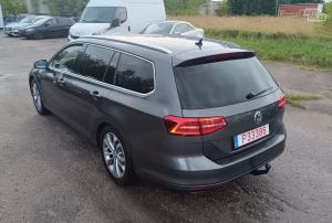 Pelēks Volkswagen Passat 2016 Alīta, ar dzinēja tilpumu 1.40 L un nobraukumu 295 tūkst. km par 7999 €, foto 6 vietnē AUTOMOTO.COM.LV