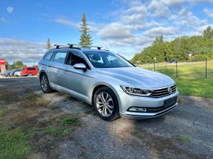Grey Volkswagen Passat 2016 in Rokiskis, with an engine capacity of 1.60 L and mileage of 240 thousand km for 6550 €, photo 4 on AUTOMOTO.COM.LV