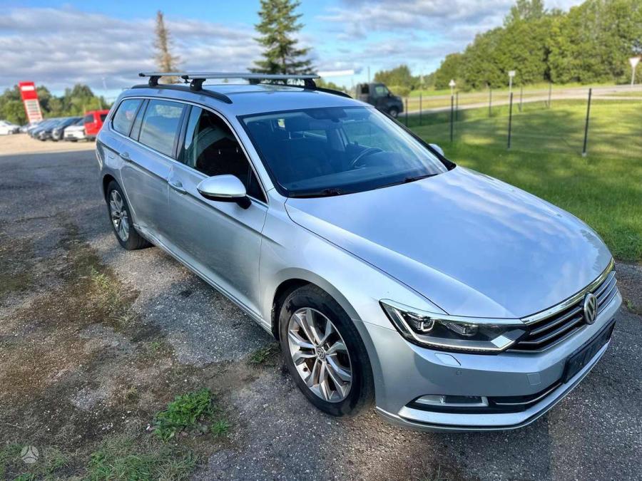 Grey Volkswagen Passat 2016 in Rokiskis, with an engine capacity of 1.60 L and mileage of 240 thousand km for 6550 €, photo 5 on AUTOMOTO.COM.LV