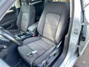 Grey Volkswagen Passat 2016 in Rokiskis, with an engine capacity of 1.60 L and mileage of 240 thousand km for 6550 €, photo 15 on AUTOMOTO.COM.LV