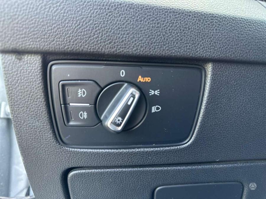 Grey Volkswagen Passat 2016 in Rokiskis, with an engine capacity of 1.60 L and mileage of 240 thousand km for 6550 €, photo 22 on AUTOMOTO.COM.LV