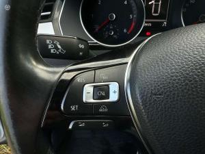 Grey Volkswagen Passat 2016 in Rokiskis, with an engine capacity of 1.60 L and mileage of 240 thousand km for 6550 €, photo 23 on AUTOMOTO.COM.LV