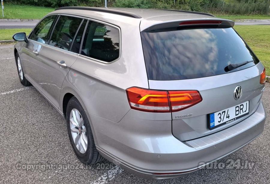 Grey Volkswagen Passat 2016 in Voru, with an engine capacity of 1.40 L and mileage of 187 thousand km for 11900 €, photo 4 on AUTOMOTO.COM.LV