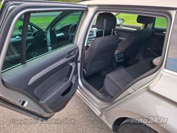 Volkswagen Passat 2016 in Voru on AUTOMOTO.COM.LV Grey Volkswagen Passat 2016 in Voru, with an engine capacity of 1.40 L and mileage of 187 thousand km for 11900 €, photo 7 on AUTOMOTO.COM.LV