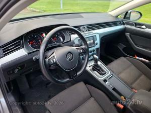 Grey Volkswagen Passat 2016 in Voru, with an engine capacity of 1.40 L and mileage of 187 thousand km for 11900 €, photo 12 on AUTOMOTO.COM.LV