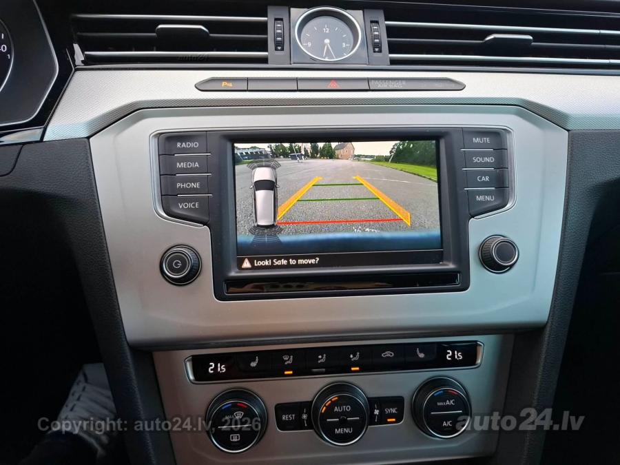 Grey Volkswagen Passat 2016 in Voru, with an engine capacity of 1.40 L and mileage of 187 thousand km for 11900 €, photo 13 on AUTOMOTO.COM.LV