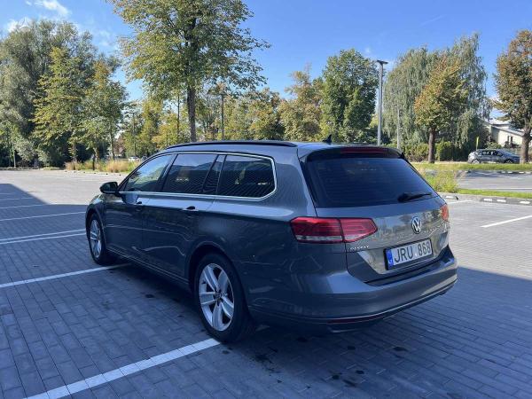 Pelēks Volkswagen Passat 2016 Kauņa, ar dzinēja tilpumu 1.97 L un nobraukumu 183 tūkst. km par 9290 €, foto 7 vietnē AUTOMOTO.COM.LV