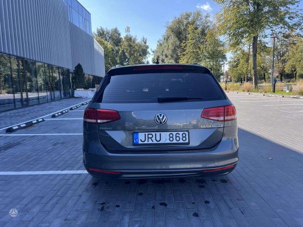 Pelēks Volkswagen Passat 2016 Kauņa, ar dzinēja tilpumu 1.97 L un nobraukumu 183 tūkst. km par 9290 €, foto 8 vietnē AUTOMOTO.COM.LV
