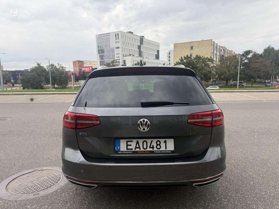 Pelēks Volkswagen Passat 2016 Viļņa, ar dzinēja tilpumu 1.40 L un nobraukumu 242 tūkst. km par 9200 €, foto 8 vietnē AUTOMOTO.COM.LV