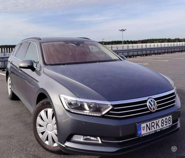 Grey Volkswagen Passat 2016 in Vilnius, with an engine capacity of 1.97 L and mileage of 269 thousand km for 7200 €, photo 1 on AUTOMOTO.COM.LV