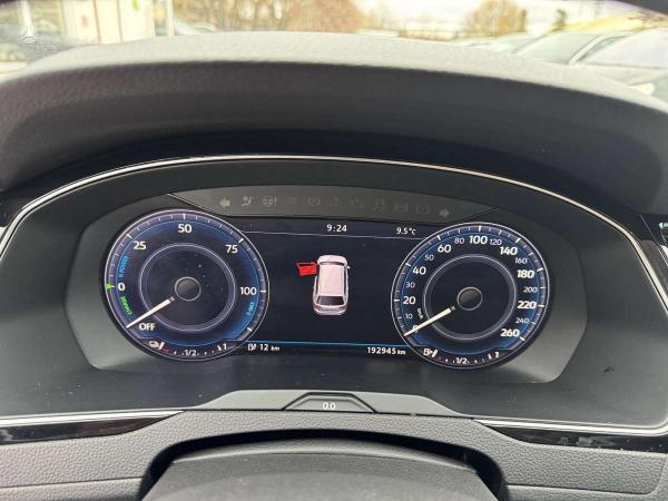 Pelēks Volkswagen Passat 2017 Klaipėda, ar dzinēja tilpumu 1.40 L un nobraukumu 192 tūkst. km par 12600 €, foto 11 vietnē AUTOMOTO.COM.LV