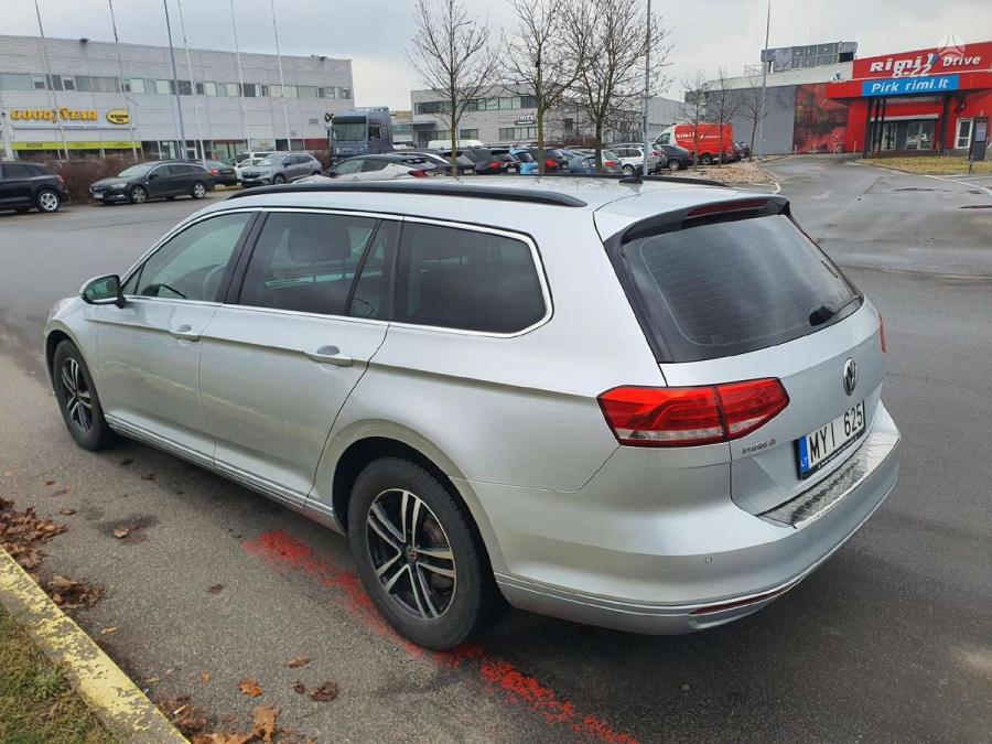 Pelēks Volkswagen Passat 2017 Viļņa, ar dzinēja tilpumu 1.97 L un nobraukumu 280 tūkst. km par 9800 €, foto 3 vietnē AUTOMOTO.COM.LV