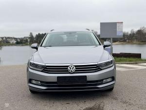 Grey Volkswagen Passat 2017 in Utena, with an engine capacity of 1.60 L and mileage of 307 thousand km for 8550 €, photo 5 on AUTOMOTO.COM.LV