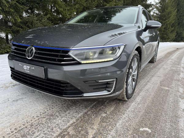 Pelēks Volkswagen Passat 2017 Alīta, ar dzinēja tilpumu 1.40 L un nobraukumu 219 tūkst. km par 10999 €, foto 3 vietnē AUTOMOTO.COM.LV