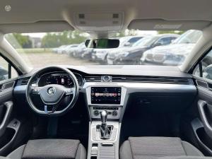 Grey Volkswagen Passat 2017 in Kaunas, with an engine capacity of 1.40 L and mileage of 228 thousand km for 12999 €, photo 13 on AUTOMOTO.COM.LV