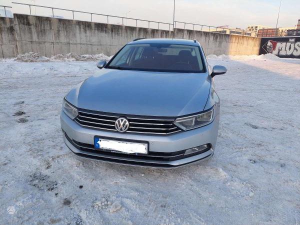 Grey Volkswagen Passat 2017 in Vilnius, with an engine capacity of 2.00 L and mileage of 198 thousand km for 8990 €, photo 7 on AUTOMOTO.COM.LV