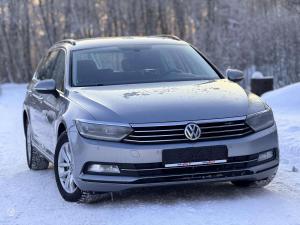Grey Volkswagen Passat 2017 in Utena, with an engine capacity of 1.60 L and mileage of 307 thousand km for 8750 €, photo 3 on AUTOMOTO.COM.LV