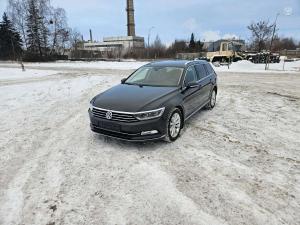 Grey Volkswagen Passat 2017 in Alytus, with an engine capacity of 1.60 L and mileage of 326 thousand km for 9450 €, photo  on AUTOMOTO.COM.LV