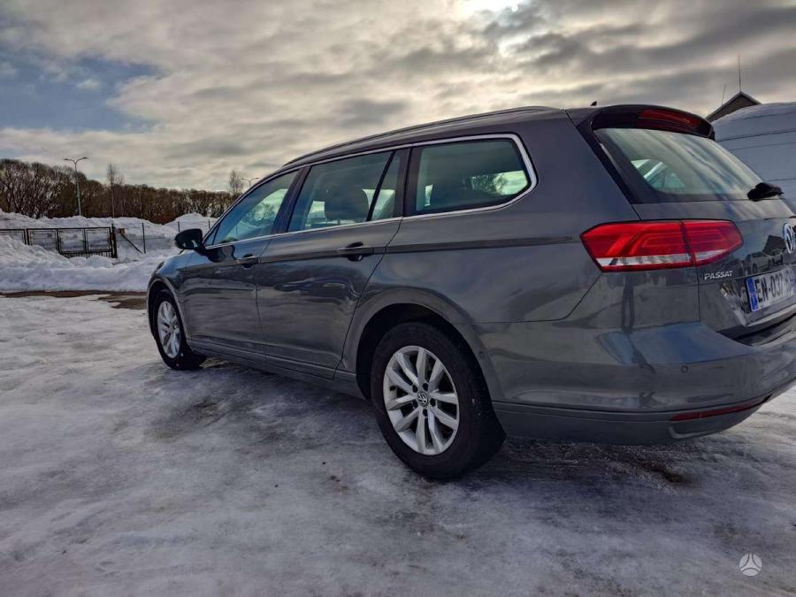 Pelēks Volkswagen Passat 2017 Tauragė, ar dzinēja tilpumu 1.97 L un nobraukumu 220 tūkst. km par 10285 €, foto 7 vietnē AUTOMOTO.COM.LV