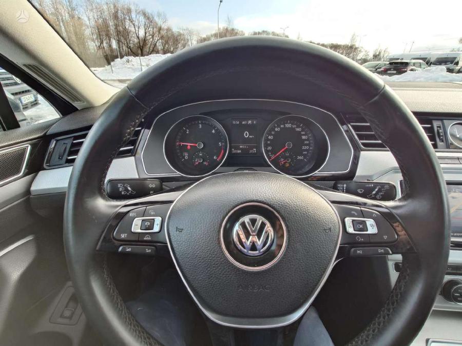 Pelēks Volkswagen Passat 2017 Tauragė, ar dzinēja tilpumu 1.97 L un nobraukumu 220 tūkst. km par 10285 €, foto 18 vietnē AUTOMOTO.COM.LV