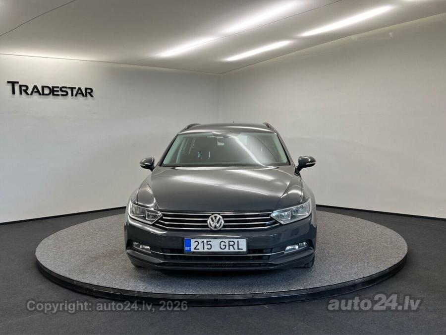 Grey Volkswagen Passat 2017 in Parnu, with an engine capacity of 2.00 L and mileage of 259 thousand km for 9900 €, photo 2 on AUTOMOTO.COM.LV