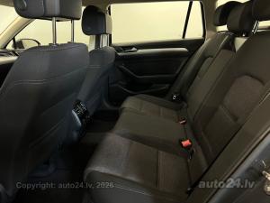 Grey Volkswagen Passat 2017 in Parnu, with an engine capacity of 2.00 L and mileage of 259 thousand km for 9900 €, photo 10 on AUTOMOTO.COM.LV