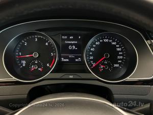 Grey Volkswagen Passat 2017 in Parnu, with an engine capacity of 2.00 L and mileage of 259 thousand km for 9900 €, photo 15 on AUTOMOTO.COM.LV