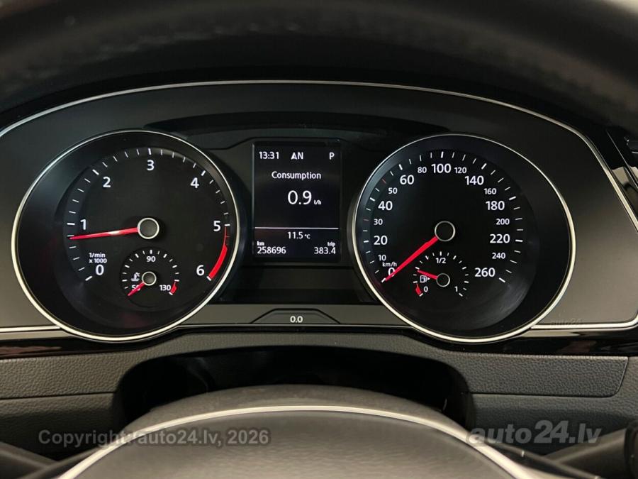 Grey Volkswagen Passat 2017 in Parnu, with an engine capacity of 2.00 L and mileage of 259 thousand km for 9900 €, photo 15 on AUTOMOTO.COM.LV