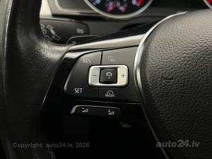 Grey Volkswagen Passat 2017 in Parnu, with an engine capacity of 2.00 L and mileage of 259 thousand km for 9900 €, photo 16 on AUTOMOTO.COM.LV
