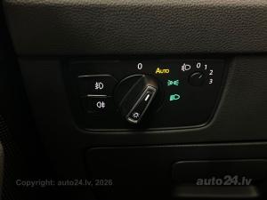 Grey Volkswagen Passat 2017 in Parnu, with an engine capacity of 2.00 L and mileage of 259 thousand km for 9900 €, photo 18 on AUTOMOTO.COM.LV