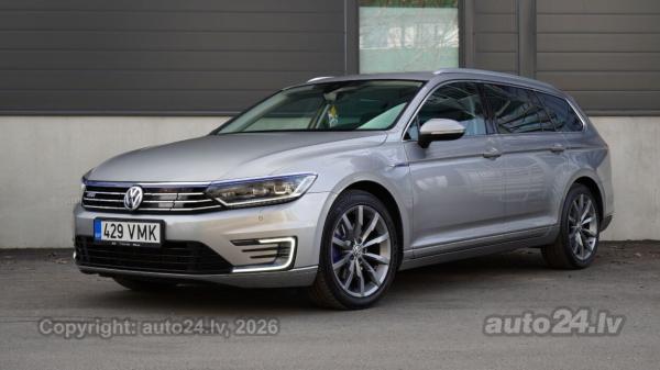 Grey Volkswagen Passat 2017 in Tartu, with an engine capacity of 1.40 L and mileage of 145 thousand km for 14990 €, photo 1 on AUTOMOTO.COM.LV